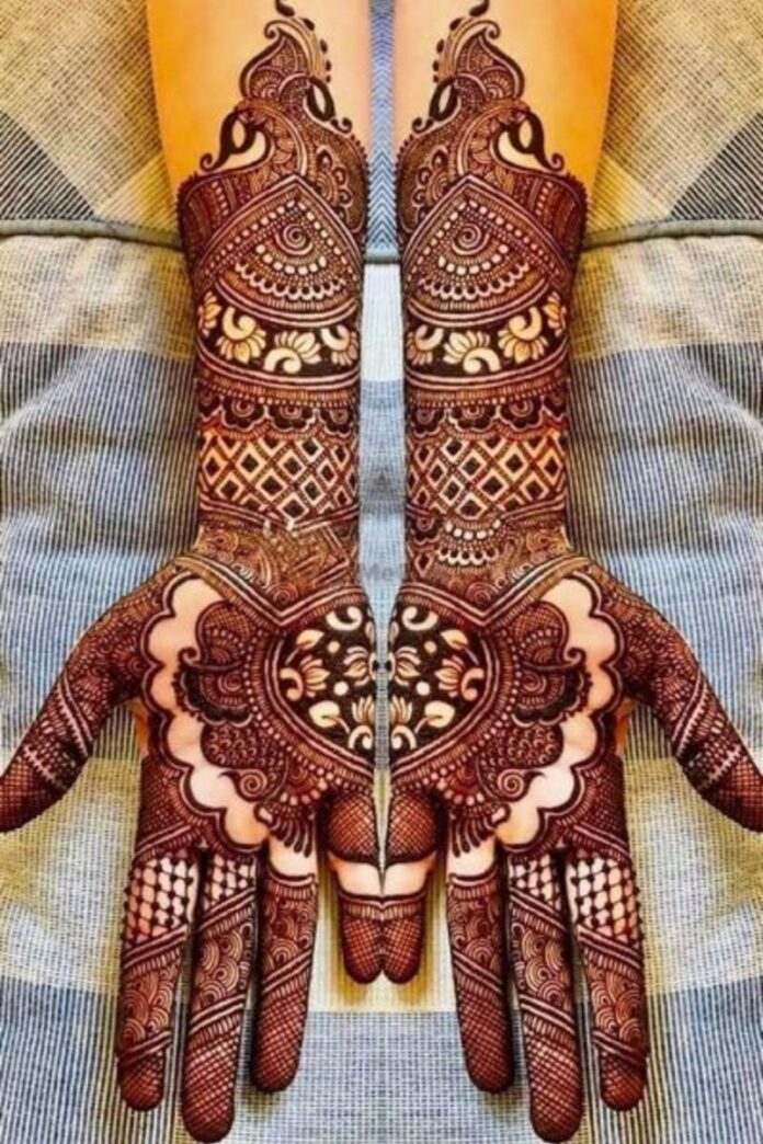 8 Different Types of Mehendi Designs